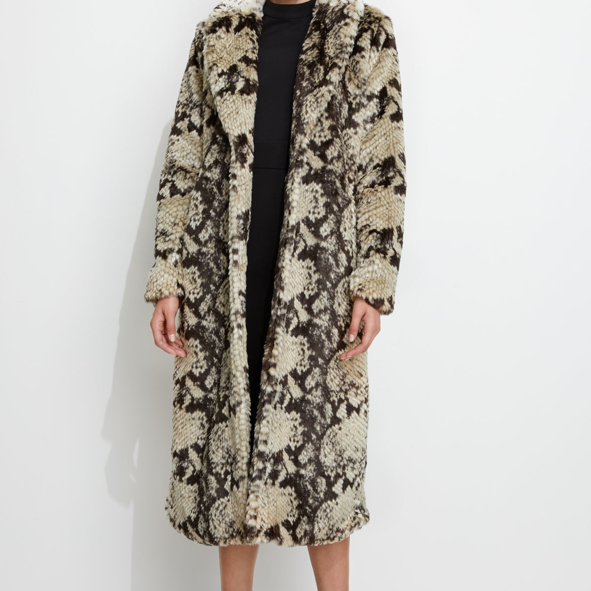 UNREAL FUR - Madam Grace Coat – Magpie Style